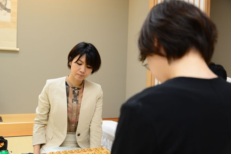 リコー杯女流王座戦中継ブログ : 対局開始